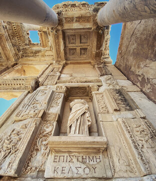 "Celsus Library" Images – Browse 3,013 Stock Photos, Vectors, and Video ...