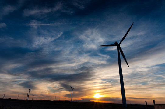 Imágenes de "Wind Power Generation": descubre bancos de fotos ...
