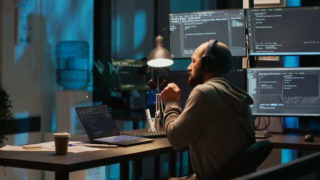 Coder Images – Browse 508,503 Stock Photos, Vectors, and Video | Adobe Stock