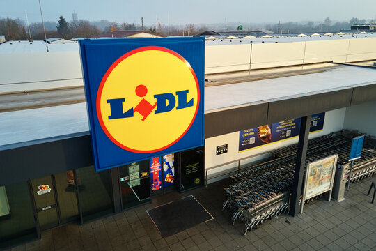 Discounter Bilder – Durchsuchen 11,042 Archivfotos, Vektorgrafiken und ...