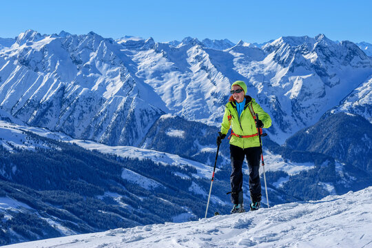 Sideline Bilder – Durchsuchen 4,010,023 Archivfotos, Vektorgrafiken und ...