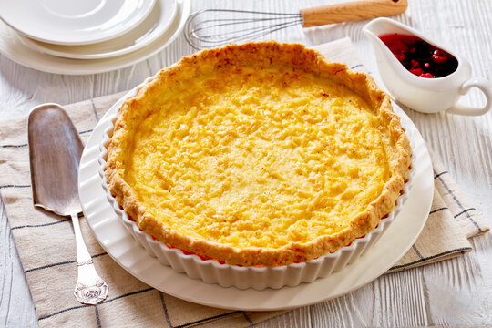 Pie Crust Top View Images – Browse 52,840 Stock Photos, Vectors, and ...