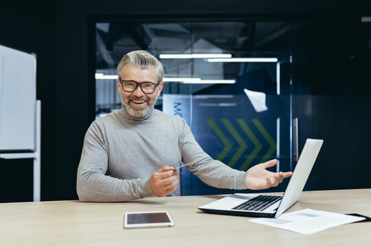 Happy Transfer Images – Browse 27,150 Stock Photos, Vectors, and Video ...