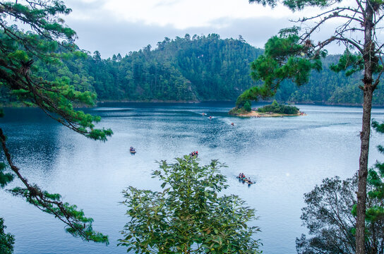 Beldad Bilder – Durchsuchen 169,533 Archivfotos, Vektorgrafiken und ...