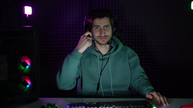 Mad Gamer Images – Browse 22,652 Stock Photos, Vectors, and Video ...