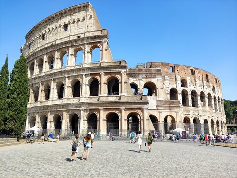 Colliseum bilder – Bläddra bland 82,665 stockfoton, vektorer och videor ...