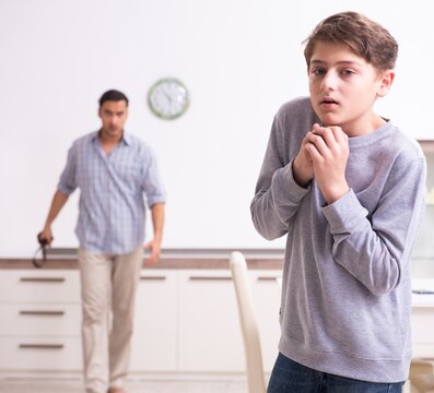 รูปภาพPenalise – เลือกดูภาพถ่ายสต็อก เวกเตอร์ และวิดีโอ32,882 | Adobe Stock