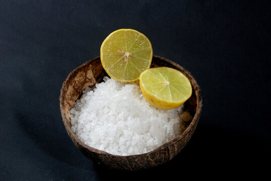 Lunu Images – Browse 28 Stock Photos, Vectors, and Video | Adobe Stock