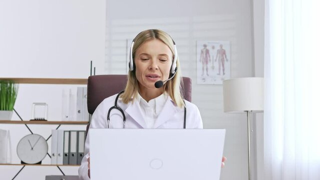 Welcome Doctor Images – Browse 18,554 Stock Photos, Vectors, and Video ...