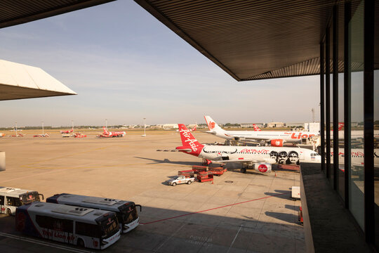 รูปภาพAirasia – เลือกดูภาพถ่ายสต็อก เวกเตอร์ และวิดีโอ1,881 | Adobe Stock