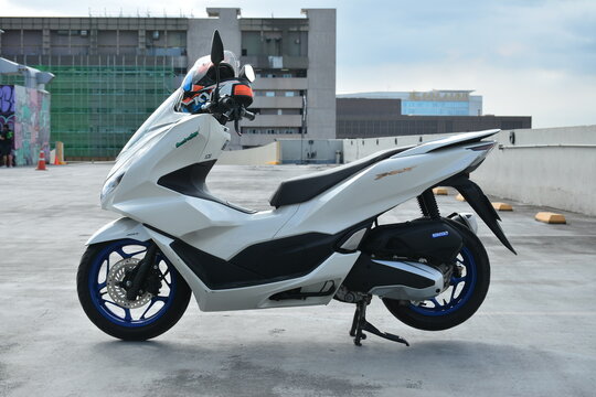 รูปภาพPcx – เลือกดูภาพถ่ายสต็อก เวกเตอร์ และวิดีโอ338 | Adobe Stock