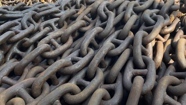 Pile Of Chains Images – Browse 33,021 Stock Photos, Vectors, and Video ...
