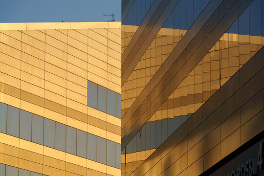 Portello Bilder – Durchsuchen 509 Archivfotos, Vektorgrafiken und ...