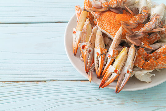 Cooked Blue King Crab