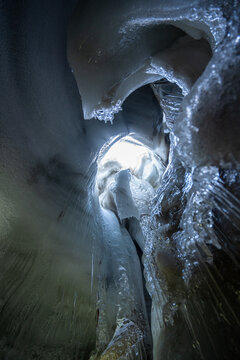 Icecave Bilder – Durchsuchen 652 Archivfotos, Vektorgrafiken und Videos | Adobe Stock