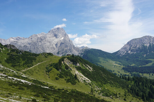 Steiglpass - Images et vidéos libres de droits | Adobe Stock