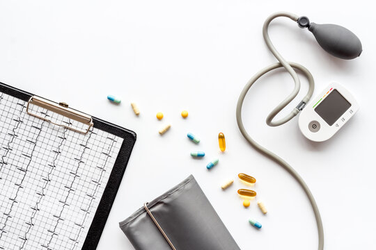 Hospital Check In Desk Images – Browse 11,119 Stock Photos, Vectors ...