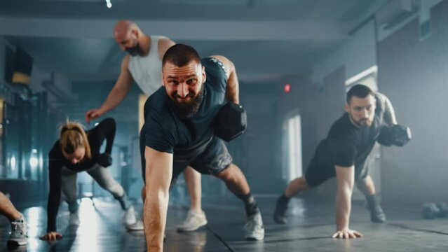 "Plank Exercise" 影像 – 瀏覽 740 個素材庫相片、向量圖和影片 | Adobe Stock