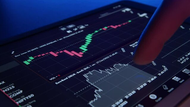 Stockbroker Images – Browse 11,432 Stock Photos, Vectors, and Video ...