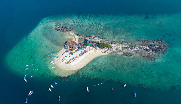 Wassernixe Bilder – Durchsuchen 10,153 Archivfotos, Vektorgrafiken und ...