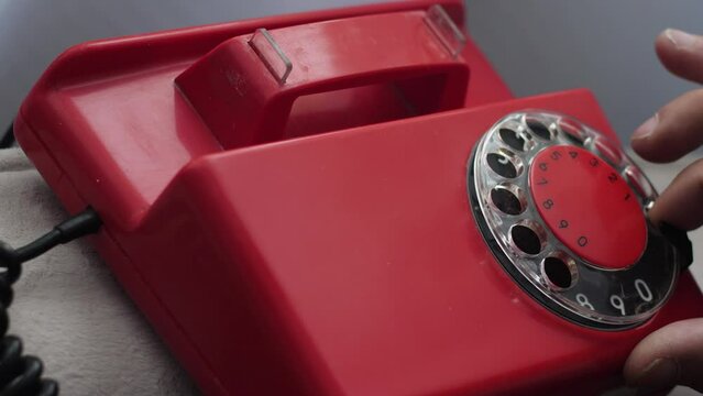 รูปภาพ"Dial 911" – เลือกดูภาพถ่ายสต็อก เวกเตอร์ และวิดีโอ347 | Adobe Stock