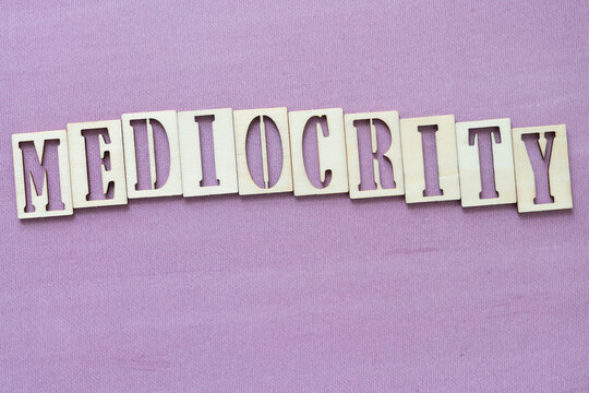 「Mediocrity」の写真素材 | 374件の無料イラスト画像 | Adobe Stock