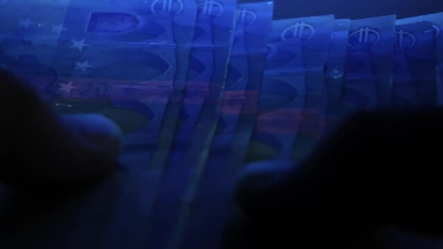 Afbeeldingen over Euro Cheque – Blader in stockfoto's, vectoren en ...