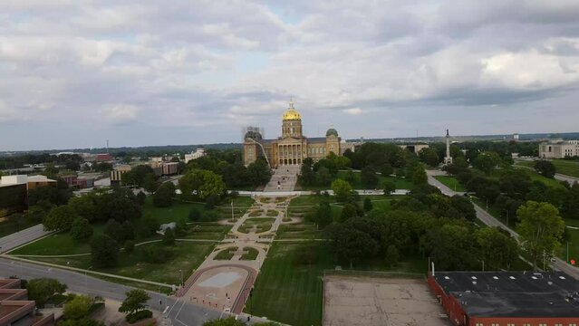 Afbeeldingen over "Iowa State Capitol" – Blader in stockfoto's ...