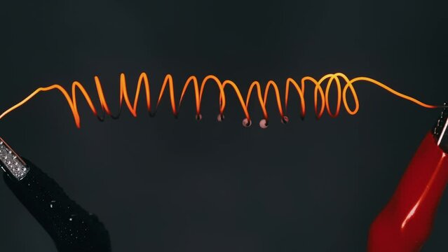 「Nichrome」の写真素材 | 637件の無料イラスト画像 | Adobe Stock