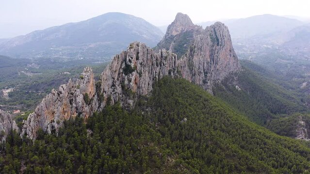 Castellets bilder – Bläddra bland 57 stockfoton, vektorer och videor ...