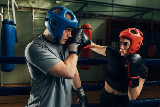 รูปภาพPunches – เลือกดูภาพถ่ายสต็อก เวกเตอร์ และวิดีโอ439,387 | Adobe Stock