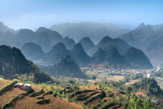 "Ha Giang Loop" Images – Browse 648 Stock Photos, Vectors, and Video ...