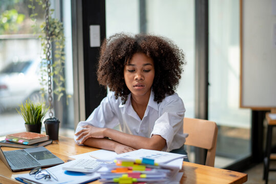 「Absent-Minded」の写真素材 | 4,487件の無料イラスト画像 | Adobe Stock