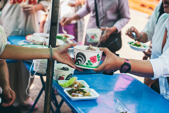 Disadvantages Images – Browse 29,294 Stock Photos, Vectors, and Video ...