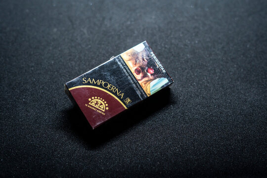 รูปภาพKretek – เลือกดูภาพถ่ายสต็อก เวกเตอร์ และวิดีโอ326 | Adobe Stock