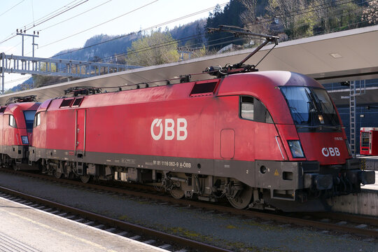 Öbb Bilder – Durchsuchen 1,185 Archivfotos, Vektorgrafiken und Videos ...