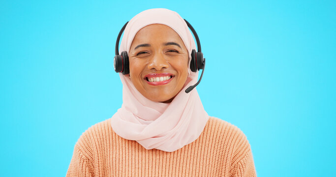 Muslim Call Center Images – Browse 2,385 Stock Photos, Vectors, and ...