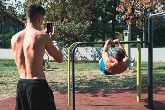 รูปภาพ"Muscular Men" – เลือกดูภาพถ่ายสต็อก เวกเตอร์ และวิดีโอ502 ...