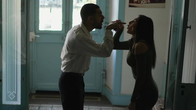 Two People Arguing Images – Browse 46,941 Stock Photos, Vectors, and ...