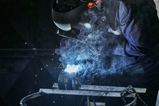 Metalline Bilder – Durchsuchen 1,086,034 Archivfotos, Vektorgrafiken ...