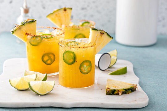 Tajin Billeder – Gennemse 29,210 stockfotos, vektorer og videoer ...