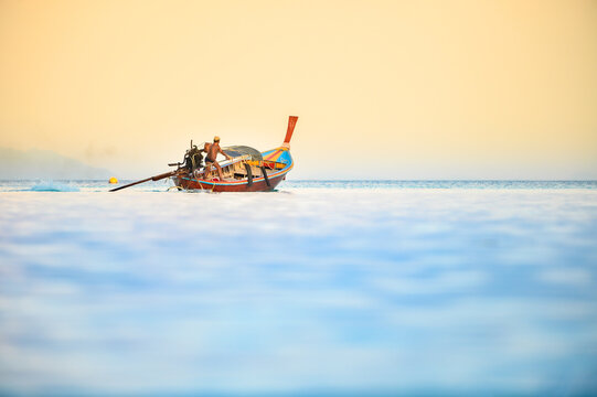 รูปภาพSaiboat – เลือกดูภาพถ่ายสต็อก เวกเตอร์ และวิดีโอ229 | Adobe Stock