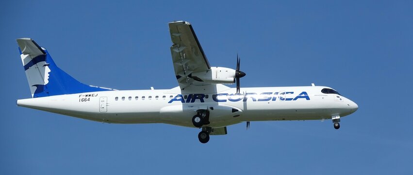 "Atr 72" Images – Browse 526 Stock Photos, Vectors, and Video | Adobe Stock