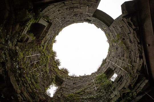 "En Ruine" Images – Browse 1,250 Stock Photos, Vectors, and Video ...