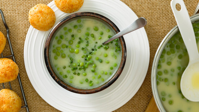 Backerbsensuppe Bilder – Durchsuchen 352 Archivfotos, Vektorgrafiken ...