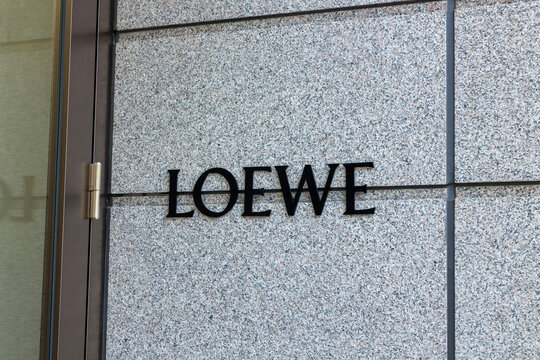 รูปภาพLoewe – เลือกดูภาพถ่ายสต็อก เวกเตอร์ และวิดีโอ838 | Adobe Stock