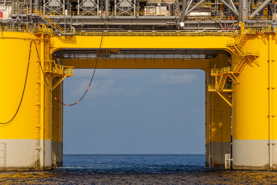 รูปภาพ"Platform Shoes" – เลือกดูภาพถ่ายสต็อก เวกเตอร์ และวิดีโอ981,495 ...