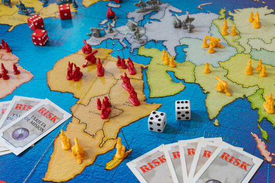 รูปภาพRisk-Taker – เลือกดูภาพถ่ายสต็อก เวกเตอร์ และวิดีโอ2,826,645 ...