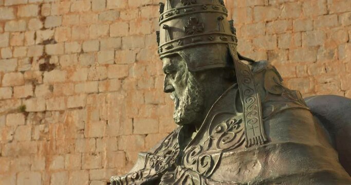 รูปภาพAntipope – เลือกดูภาพถ่ายสต็อก เวกเตอร์ และวิดีโอ155 | Adobe Stock