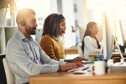 "Help Desk" Images – Browse 160,980 Stock Photos, Vectors, and Video ...